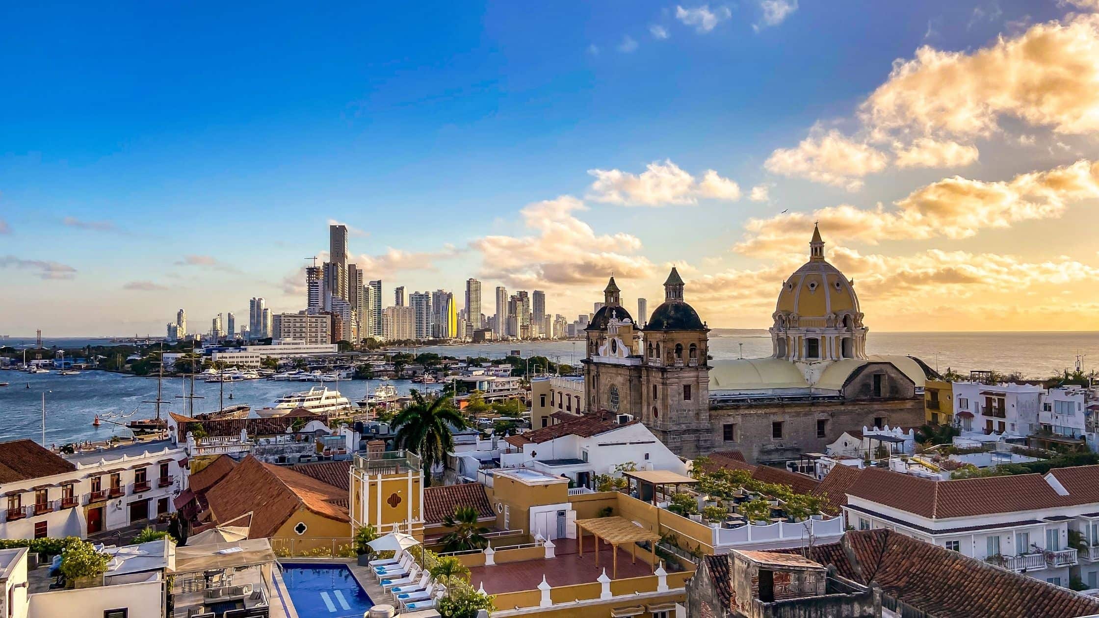Doing Business in Colombia in 2025 [Expert Guide]