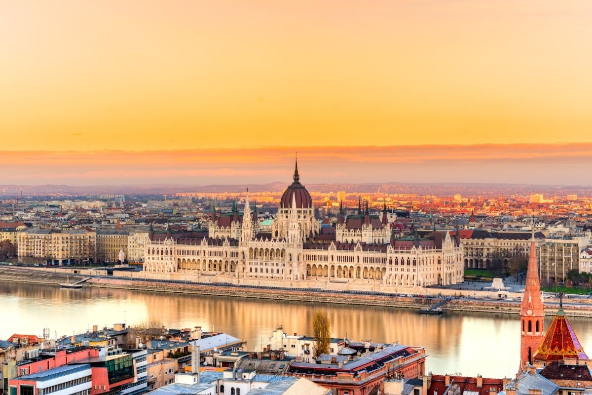 Hungary Payroll Tax & Compliance Guide (2026)